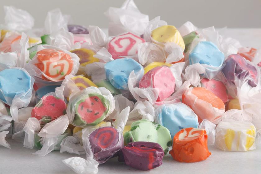 Salt Water Taffy Unwrapped: A Fun, Chewy Guide & Seaside Treat – River ...