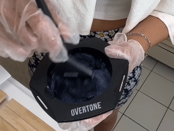 Watch: How to Get the Perfect Bleached Money Piece – Overtone Color