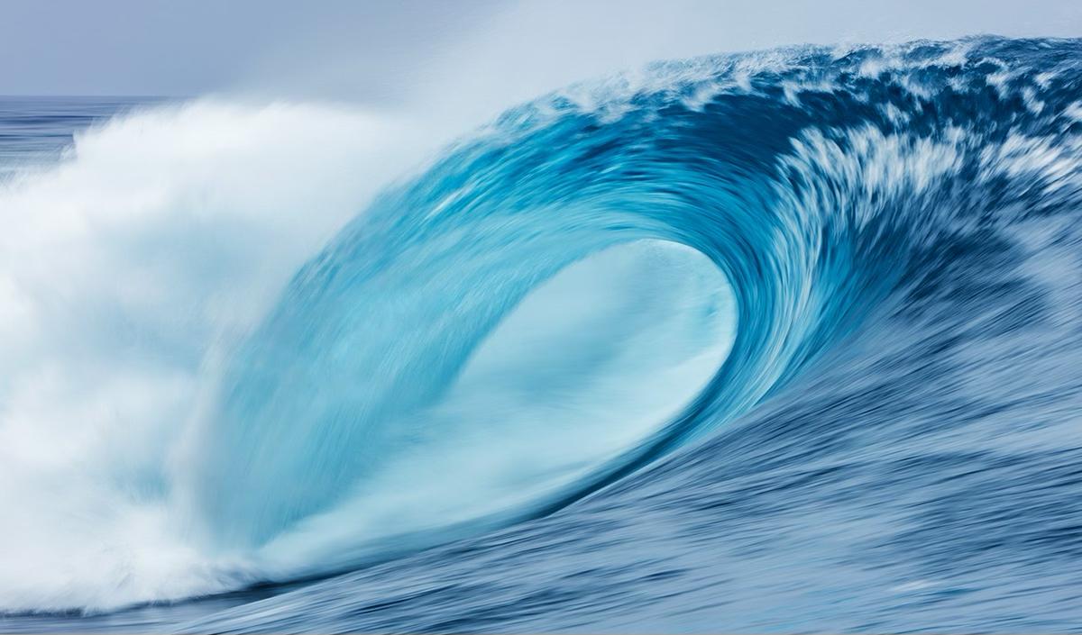 Blue Infinity: Ocean Photography by Aaron Chang