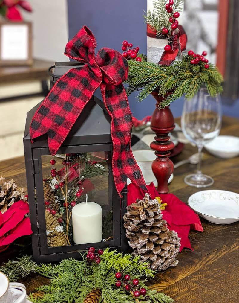 28 Rustic Christmas Decorating Ideas | Rustic Red Door