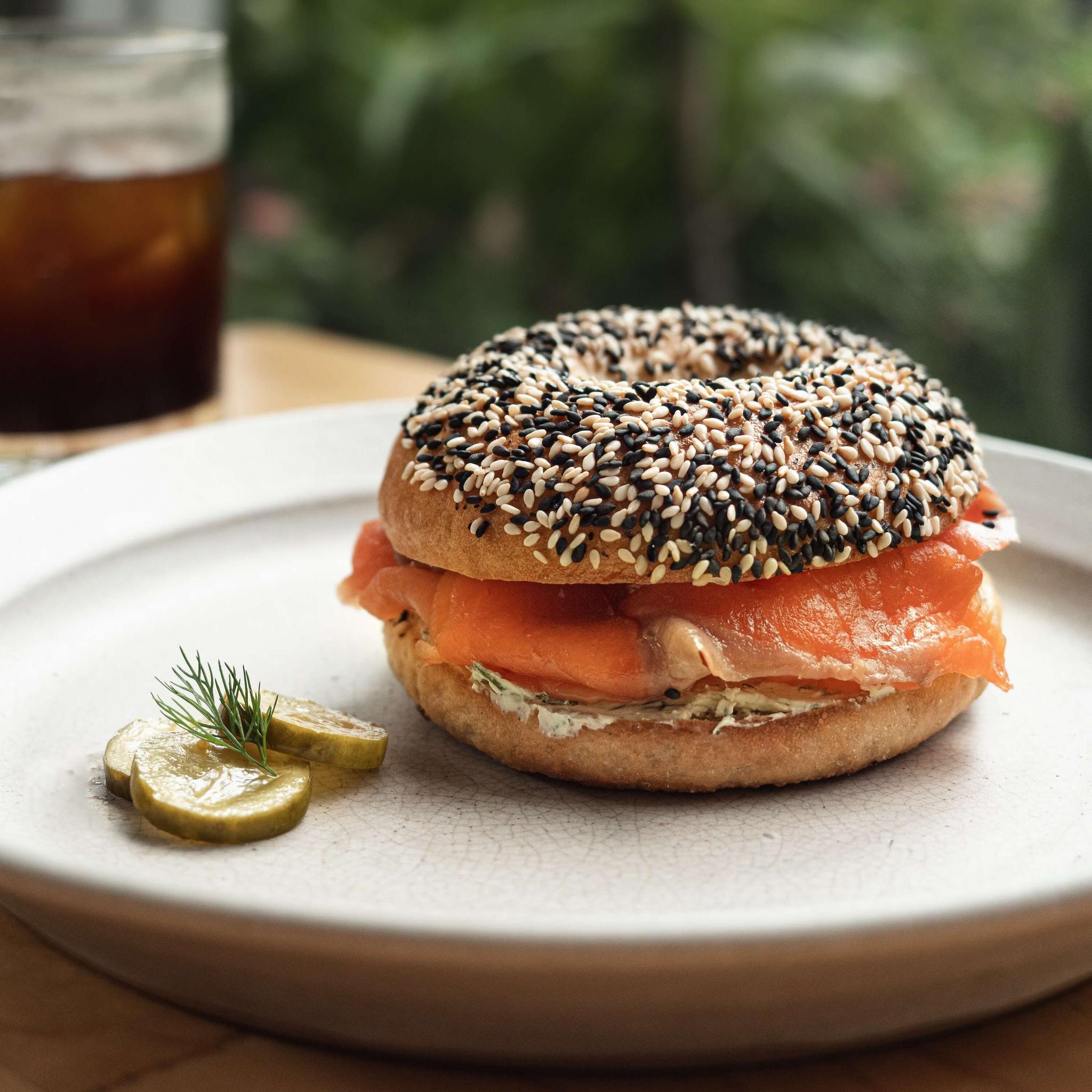 Smoked salmon bagel bundle