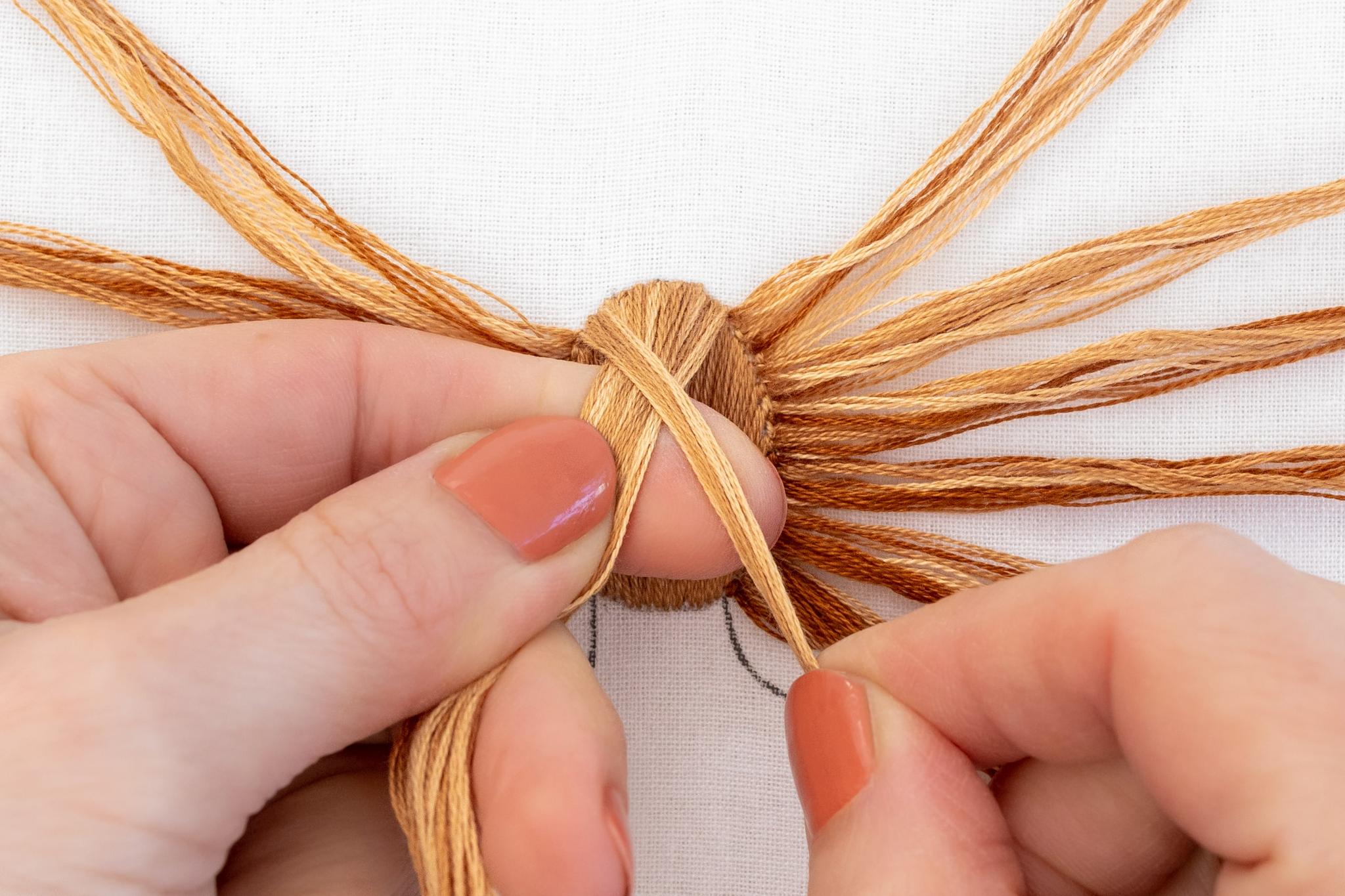 French Braid - Learn This Modern Embroidery Hairstyle – Clever Poppy