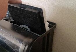 How-To-Diagnose-and-Fix-A-Smelly-Fish-Tank – Aquatic Experts