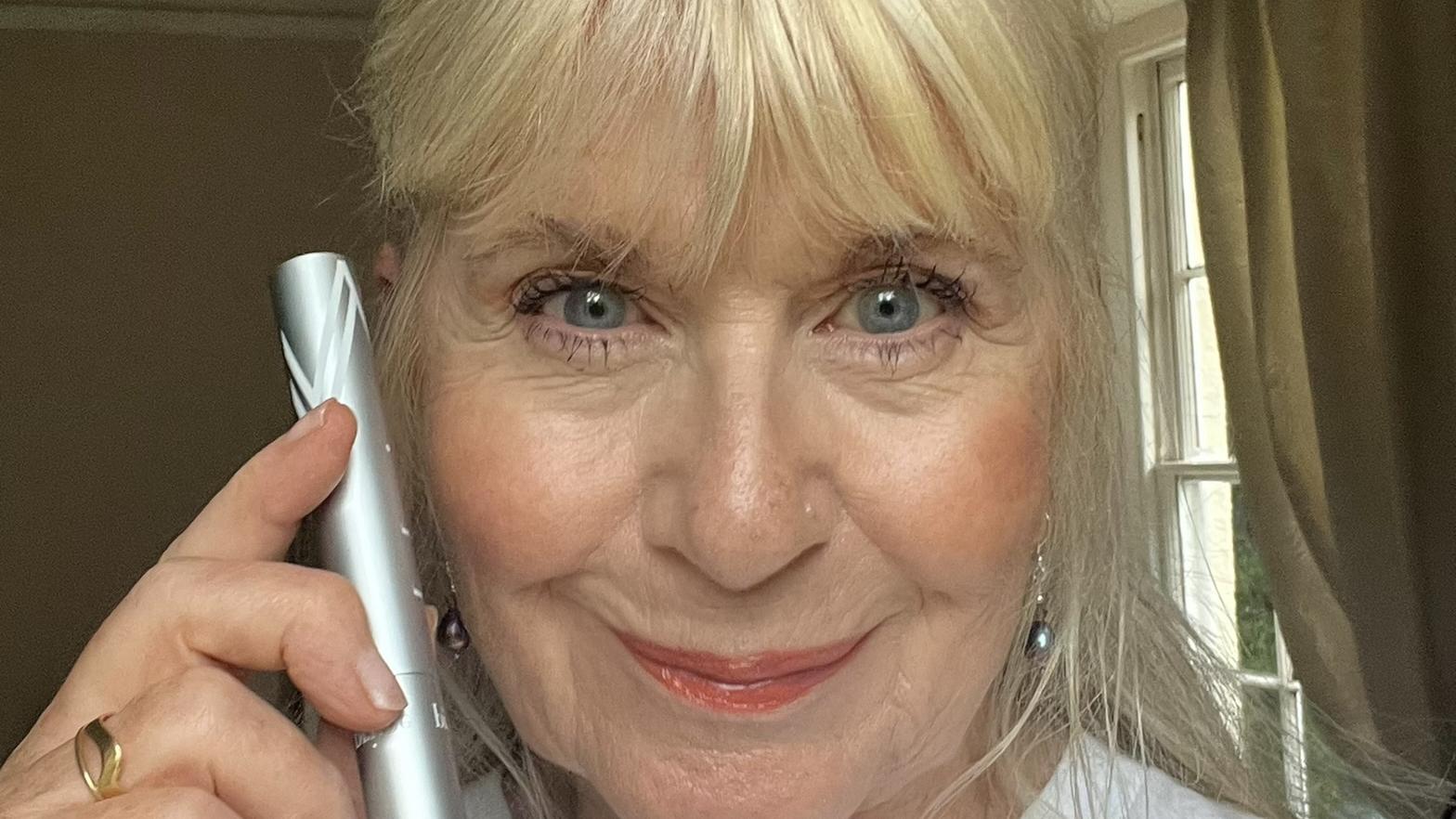 Five Techniques to Use Mascara In Impressive Yet Natural Ways | Prime