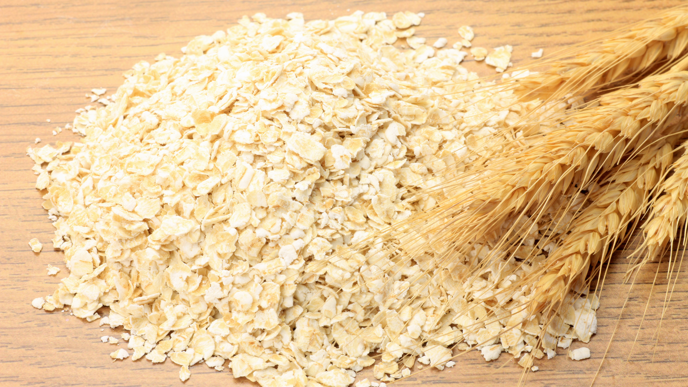 7 Holistic Remedies to Relieve Itchy, Irritated Skin