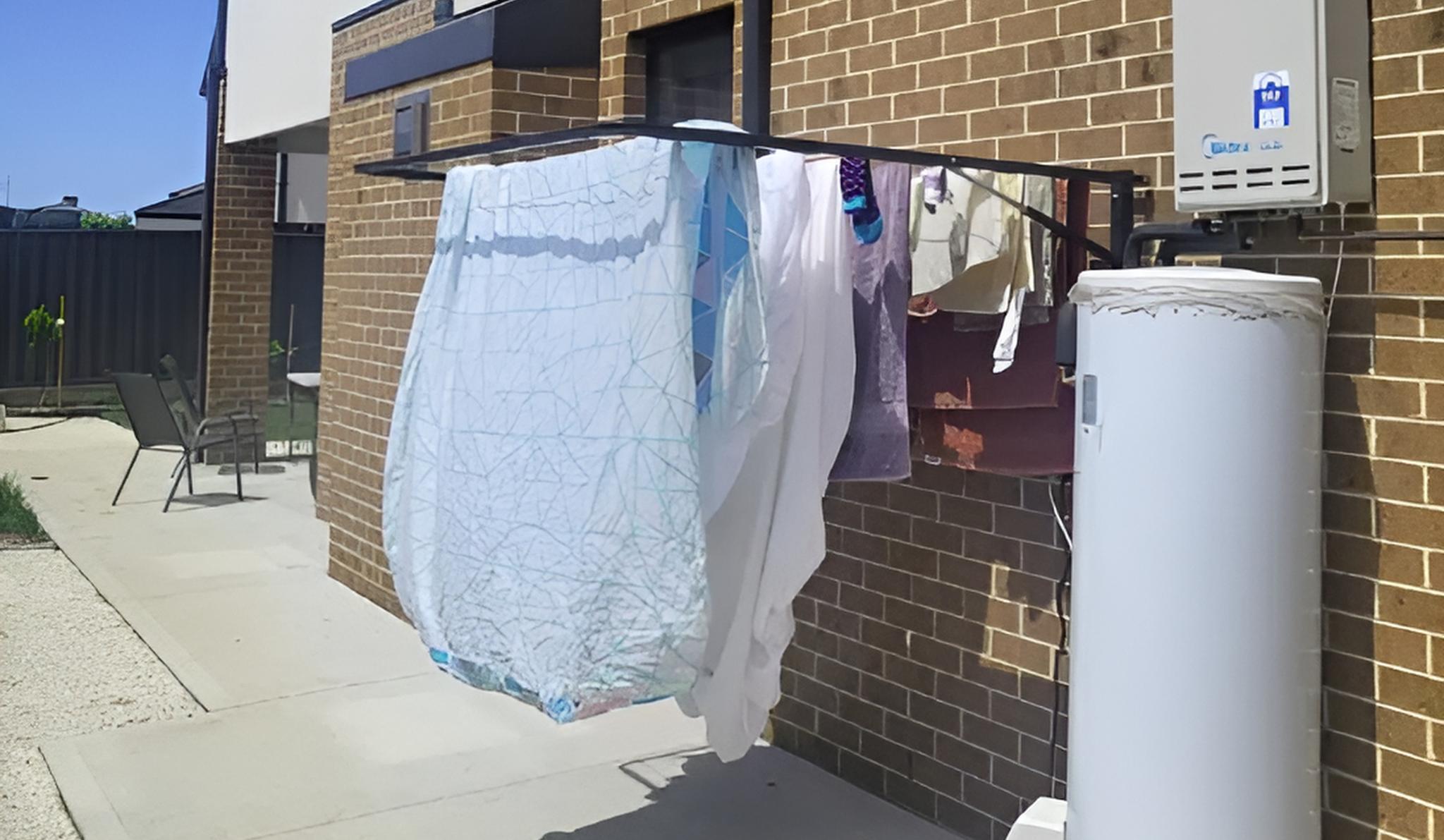 8 Best Fold Down Clothesline Models for 2024 – Australian Made Clotheslines