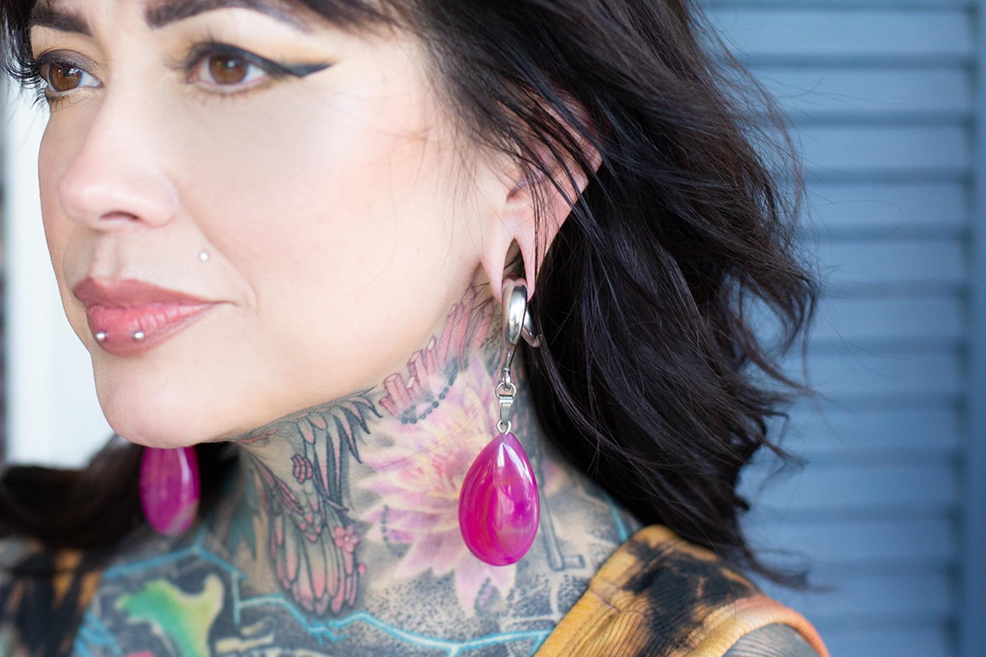 What are Ear Weights? – Two Feather Plugs