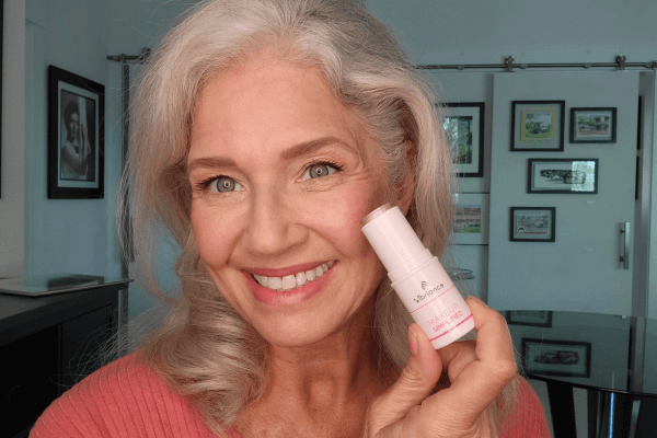 Rediscover the Joy of Makeup – 8 Tips for Mature Skin | Vibriance