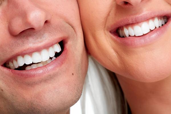 8 Useful Tips For Sparkling White Teeth