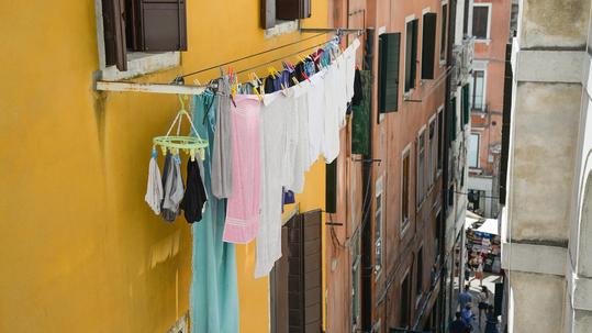 Top Clothesline Options to Buy This Summer: Expert Picks and Reviews ...