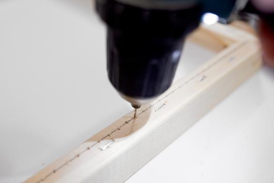 DIY Beginner Frame Loom for Weaving - an Easy Way to Make Your Own ...