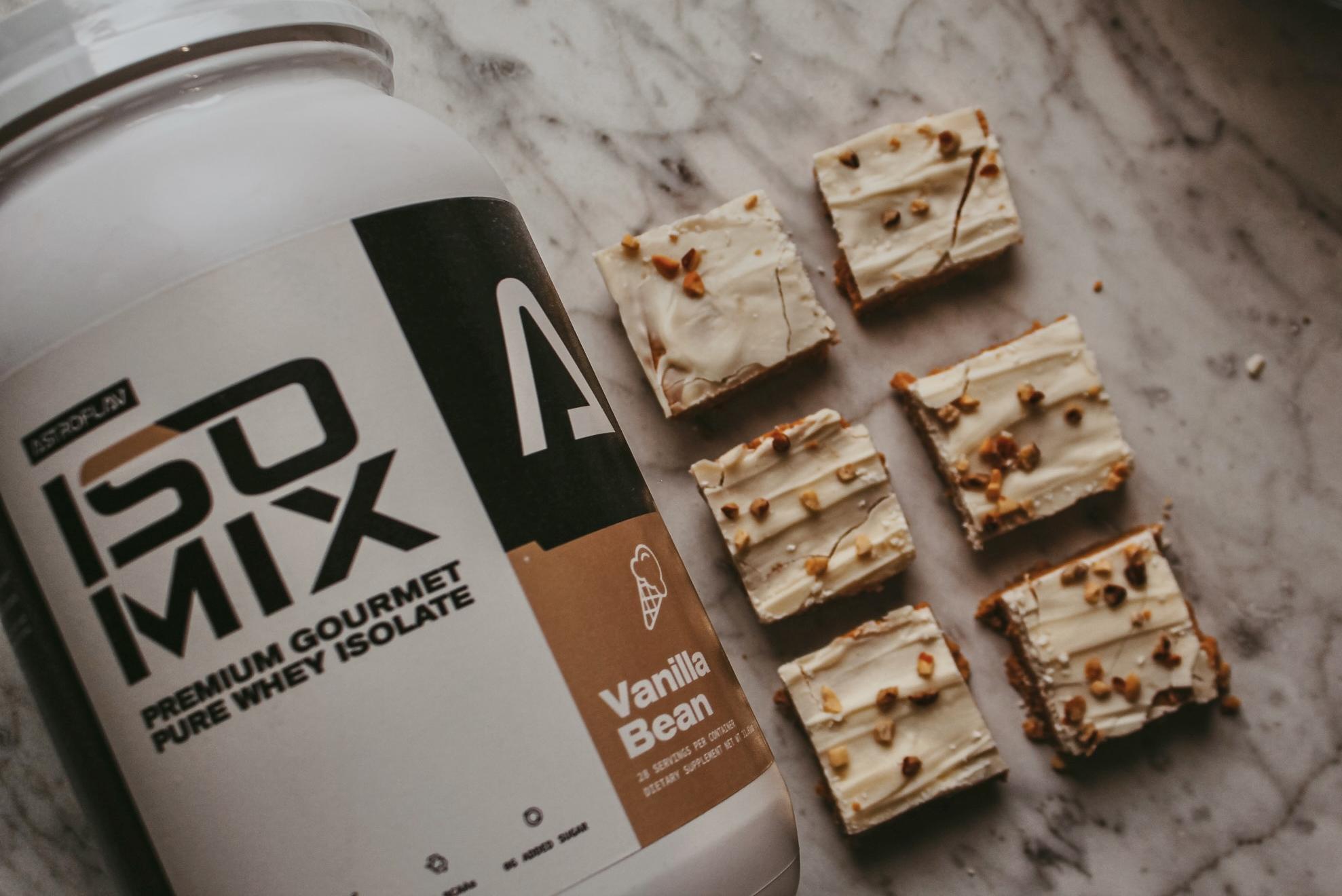 No Bake Protein Blondie Bars – Astroflav
