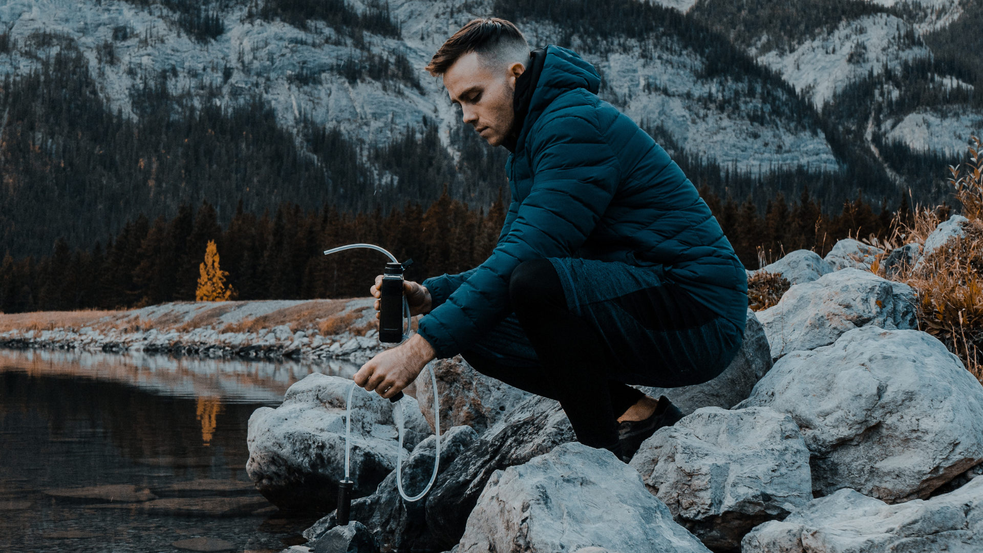A Guide to Packing Smart for Your Ski Trip – Survivor Filter