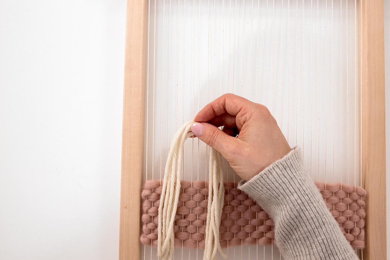 Rya Knots - Learn This Woven Wall Hanging Technique – Clever Poppy