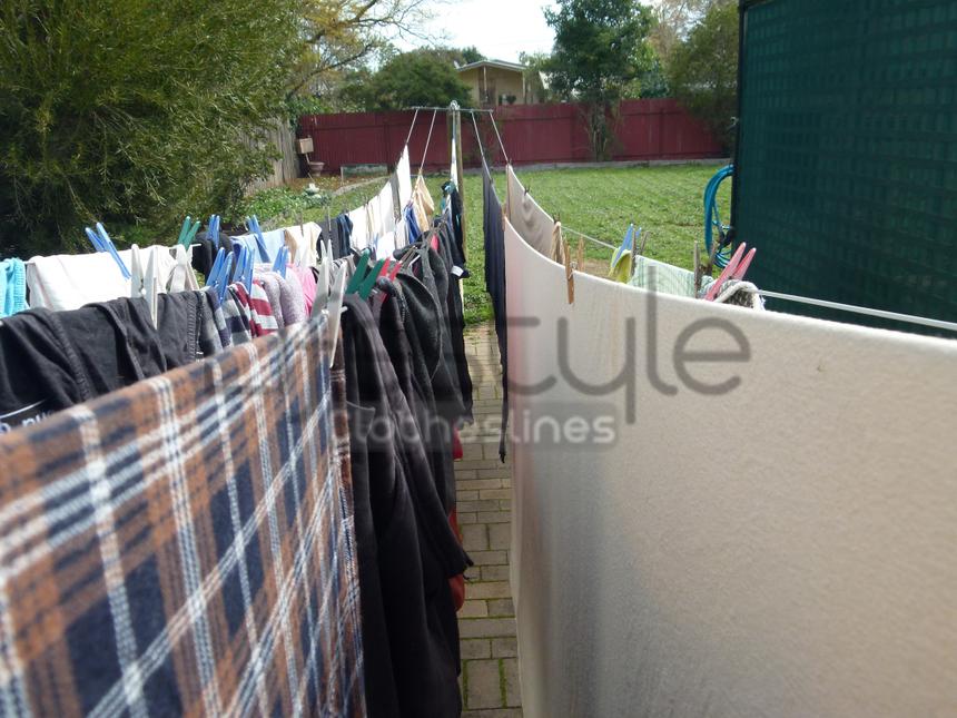 Definitive Guide to Retractable Clotheslines - Lifestyle Clotheslines