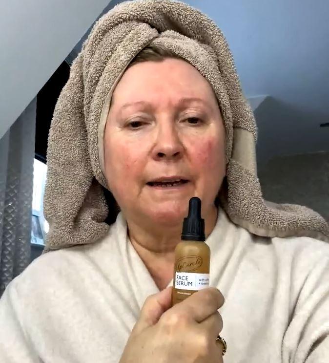 Sue's Routine | Sensitive Skin Bundle | UpCircle Beauty