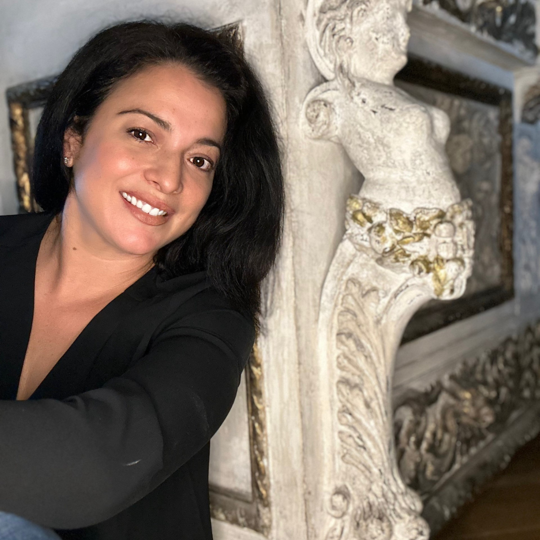 Leah Cook | Artist Profile – Amy Howard At Home