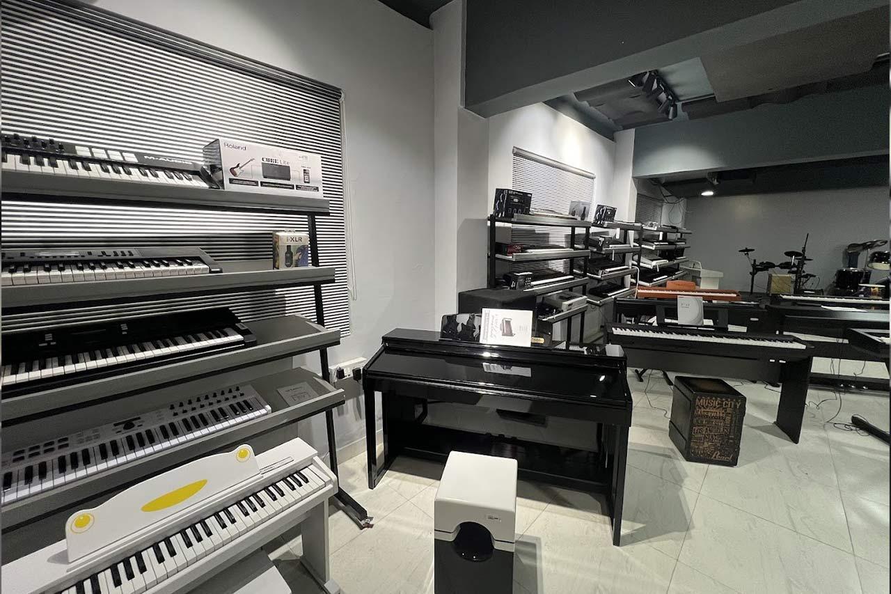 Bajaao Music Store | Shop for Musical Instruments in Andheri, Mumbai ...