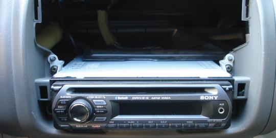 Stock Head Unit or Aftermarket? – CT SOUNDS