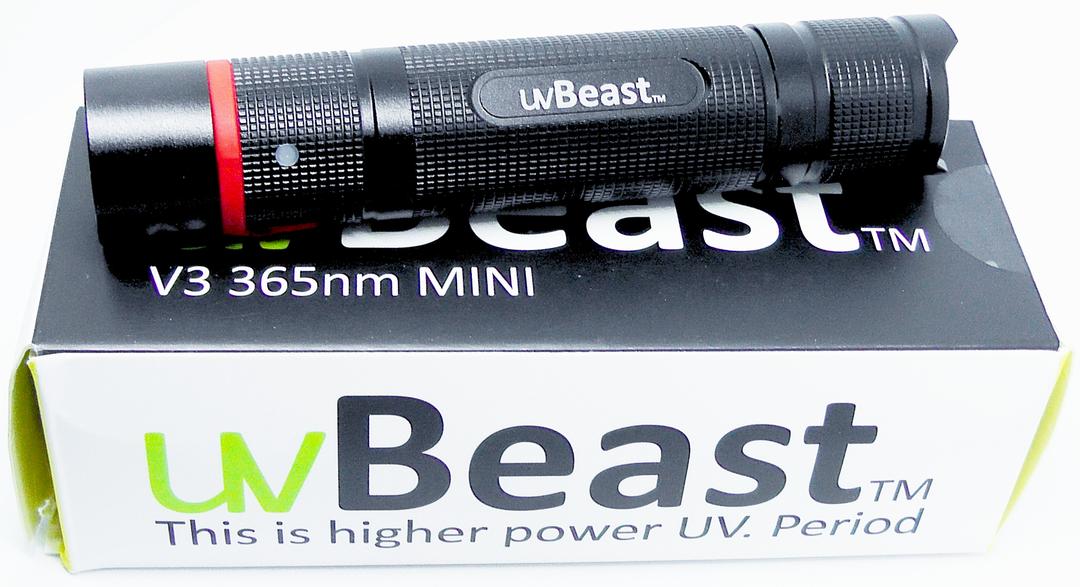 uvBeast Black Light UV Flashlight V3 365nm MINI - FILTERED Ultraviolet