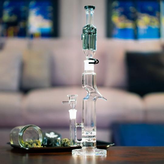 Tornado Bong – The Freeze Pipe