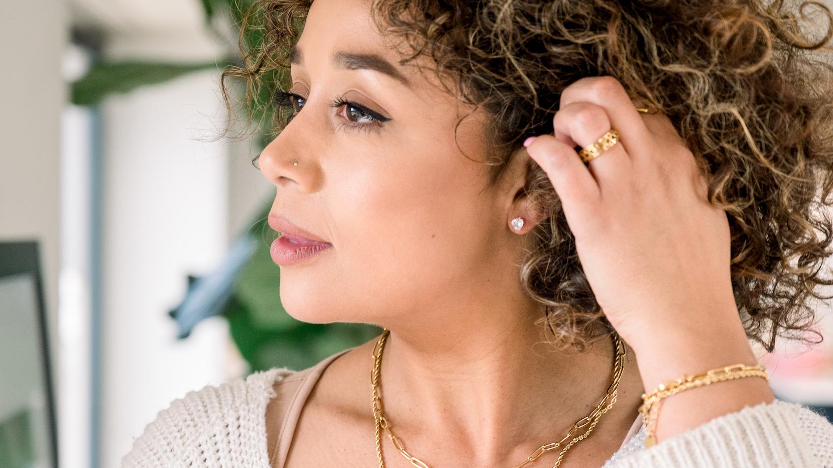 3 Tips for Changing Your Earrings for the First Time – Solace Jewellery ...