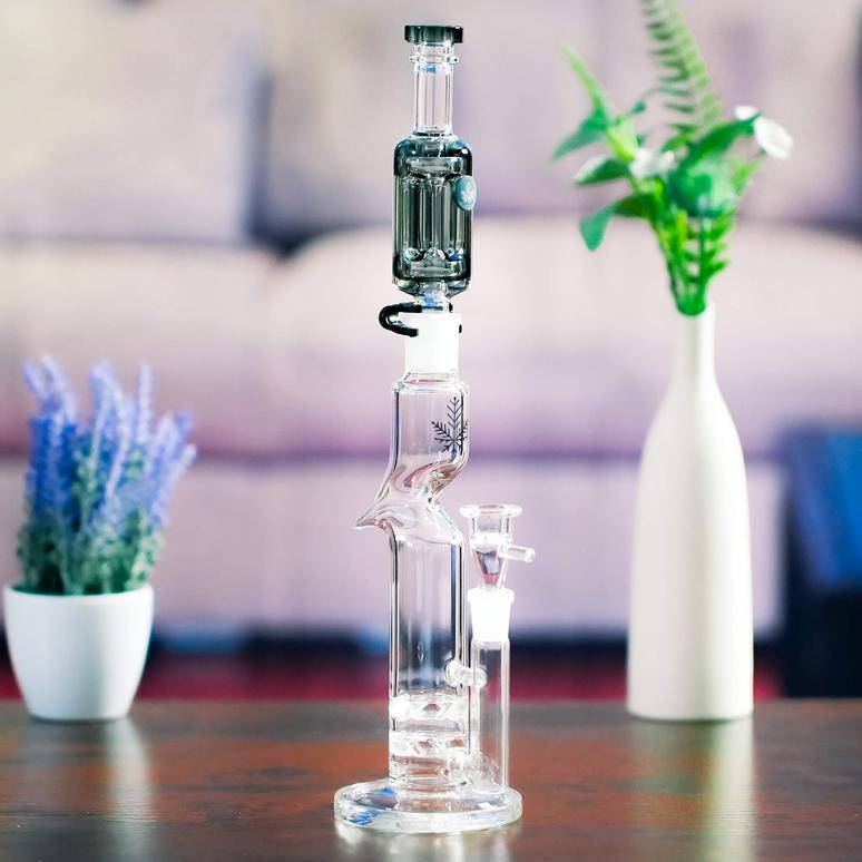 Tornado Bong – The Freeze Pipe