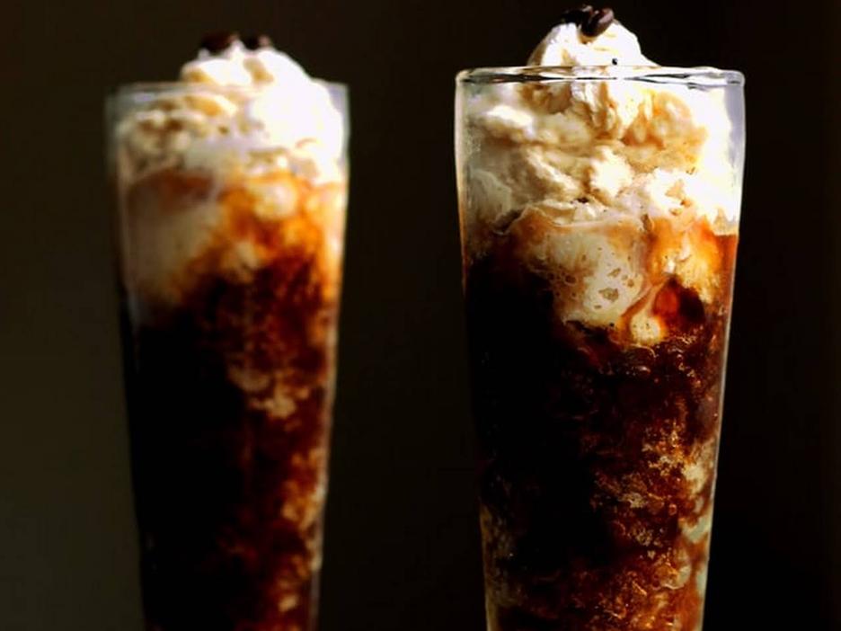 10 Incredible Coffee Cocktails featuring Kahlúa | Lifeboost Coffee