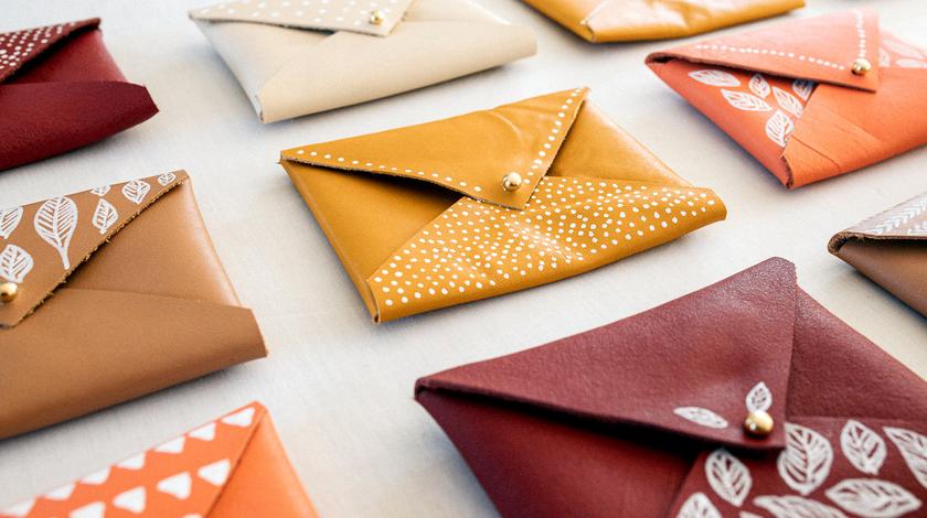 Make these DIY (no sew) Leather Pouches – Clever Poppy