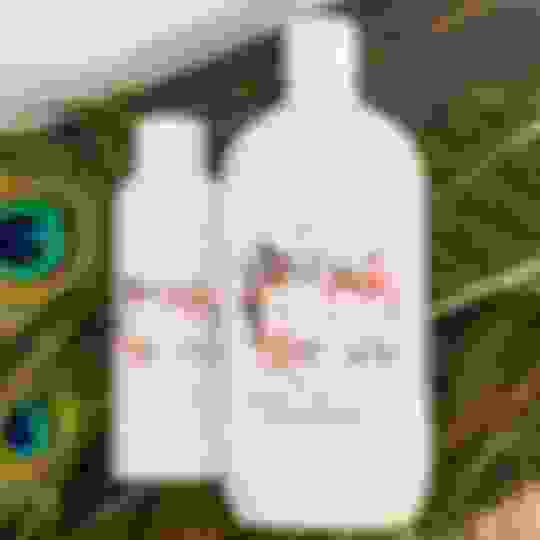 The Vintage Bird Paint®. Quality furniture paint for decor.