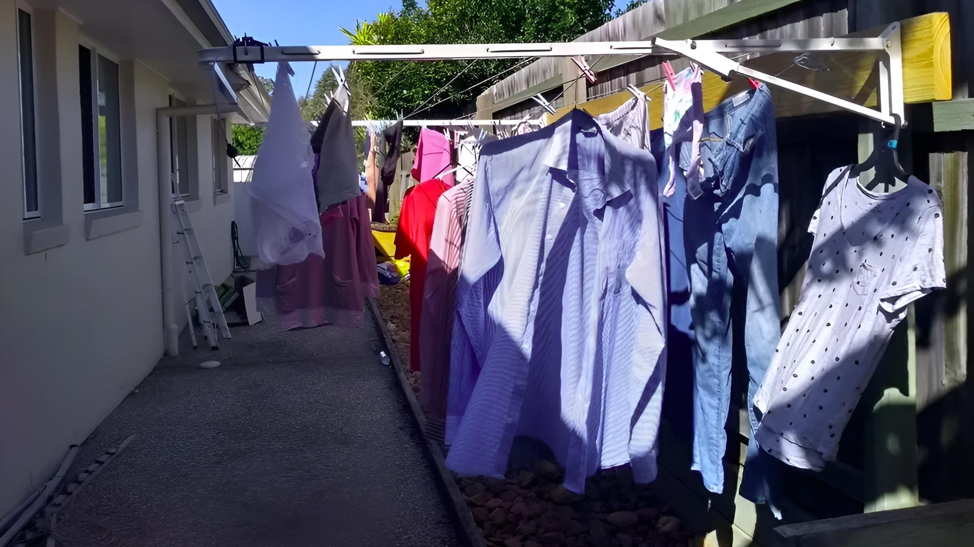 6 Fold Down Clothes Line Models Perfect for Queen Sheets – Lifestyle ...