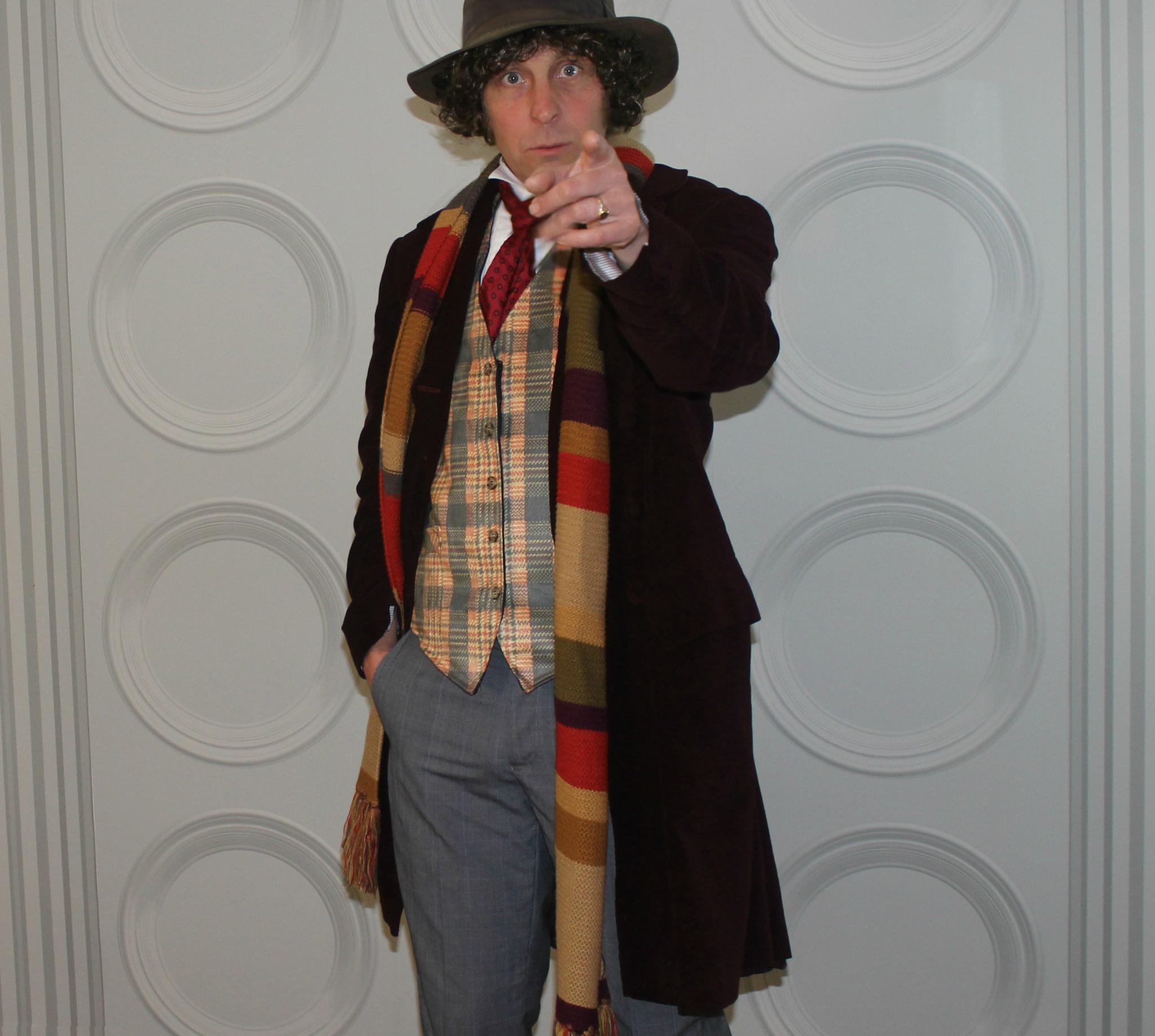 Doctor Who Scarf Shorter Size – Buy official BBC Tom Baker 4th Doctor ...