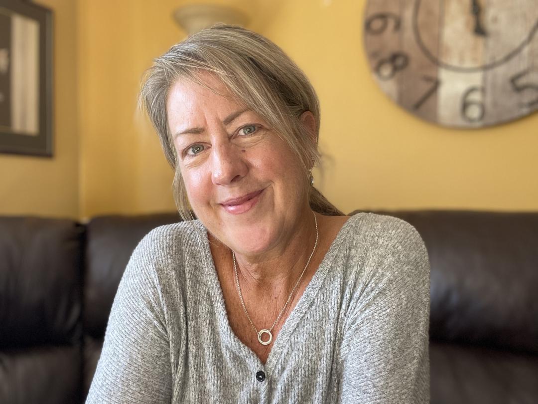 Debs' 2 Step Makeup Routine For A Natural Look | Vibriance