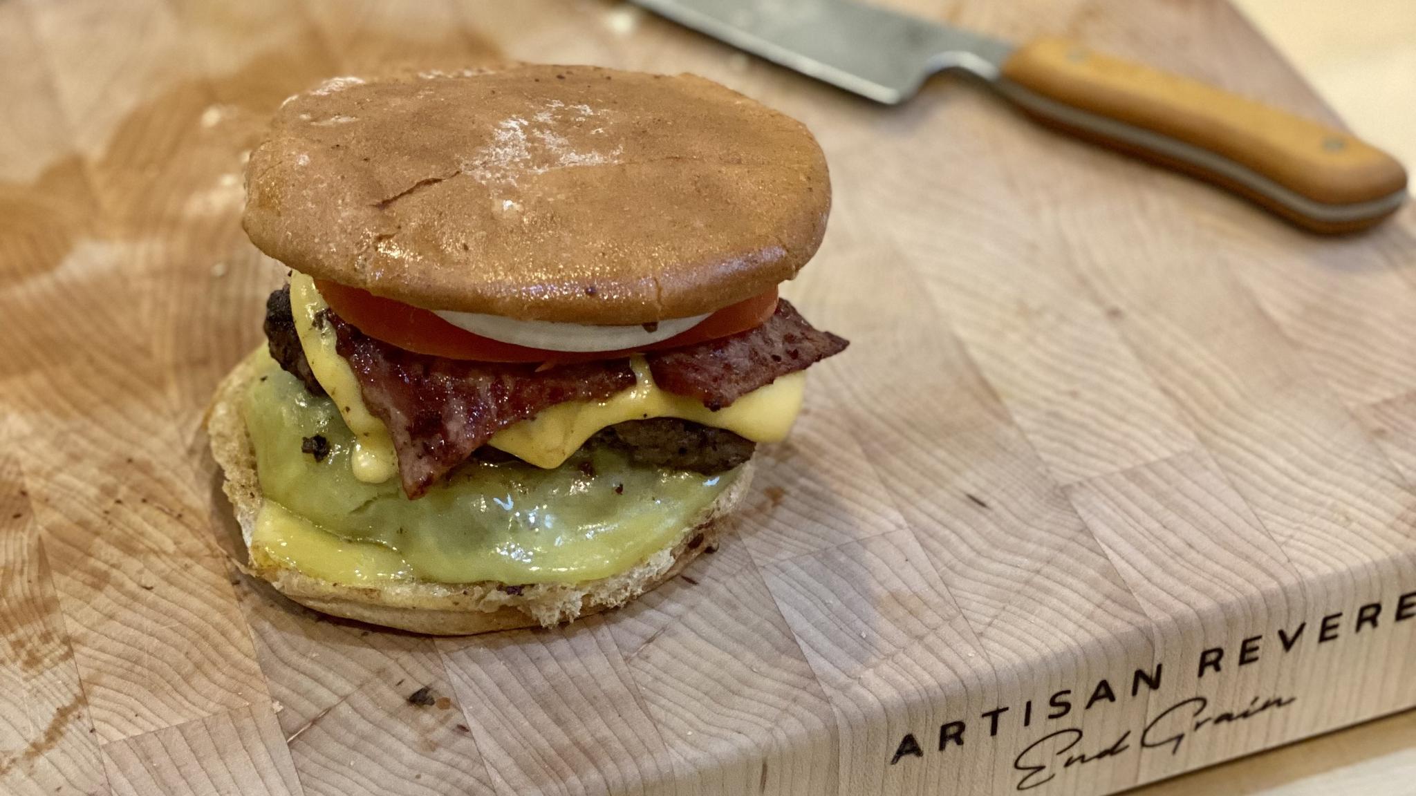 Insanely Juicy Smash Burger Recipe – Artisan Revere