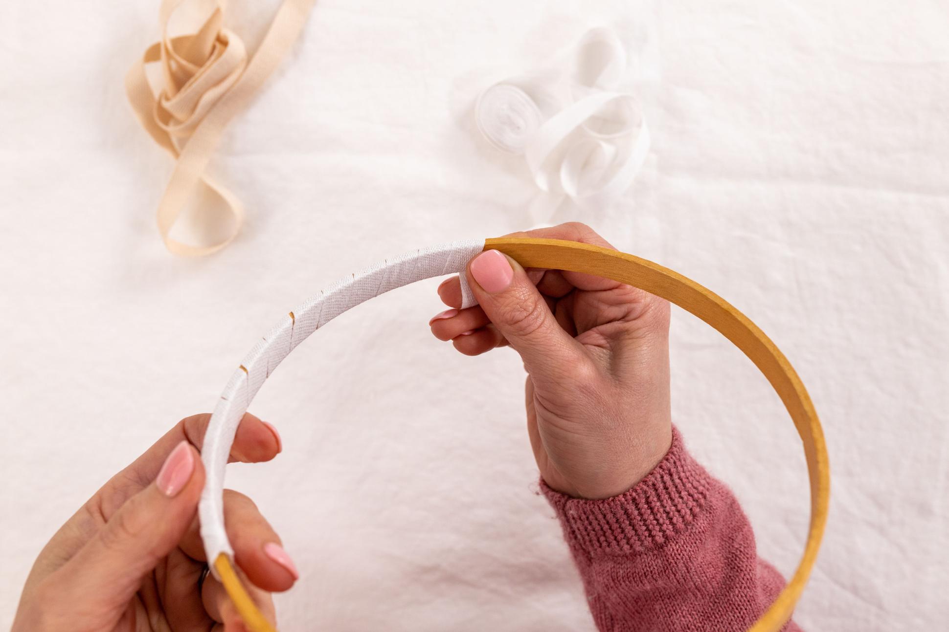 Binding Your Hoop- Learn This Modern Embroidery Technique – Clever Poppy