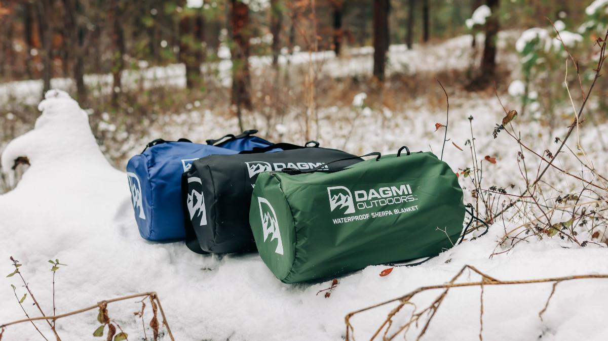 Stadium Blankets for the Outdoors | 100% Waterproof