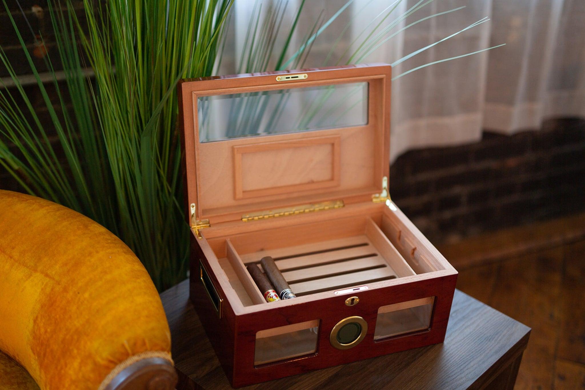 King Humidor | Add Custom Logo