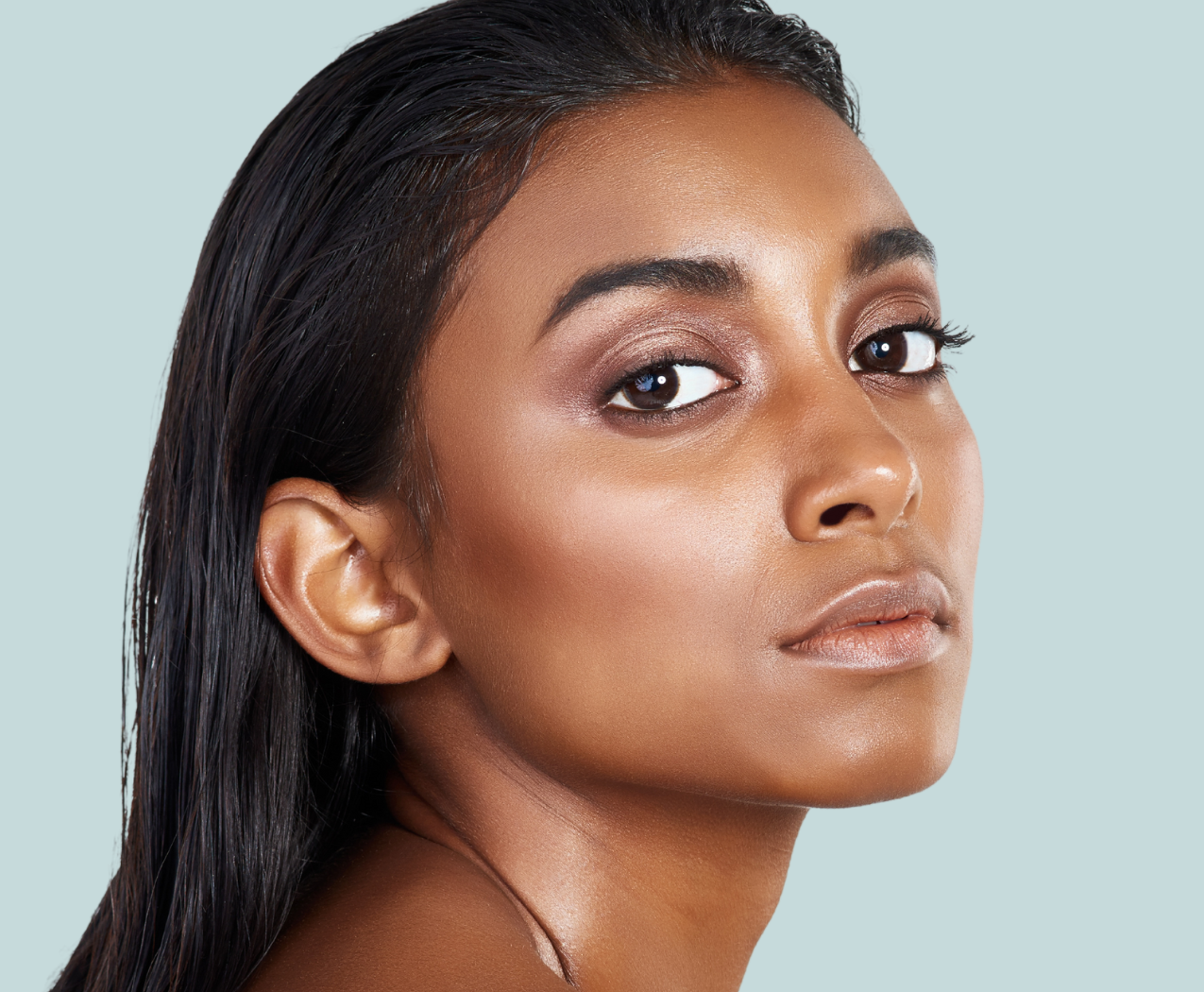 Alana Mitchell 20% Vitamin C Glow Serum 1oz | Skincare by Alana