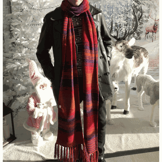 Doctor Who Scarf Season 18 - Official BBC Fourth Doctor Burgundy Scarf ...