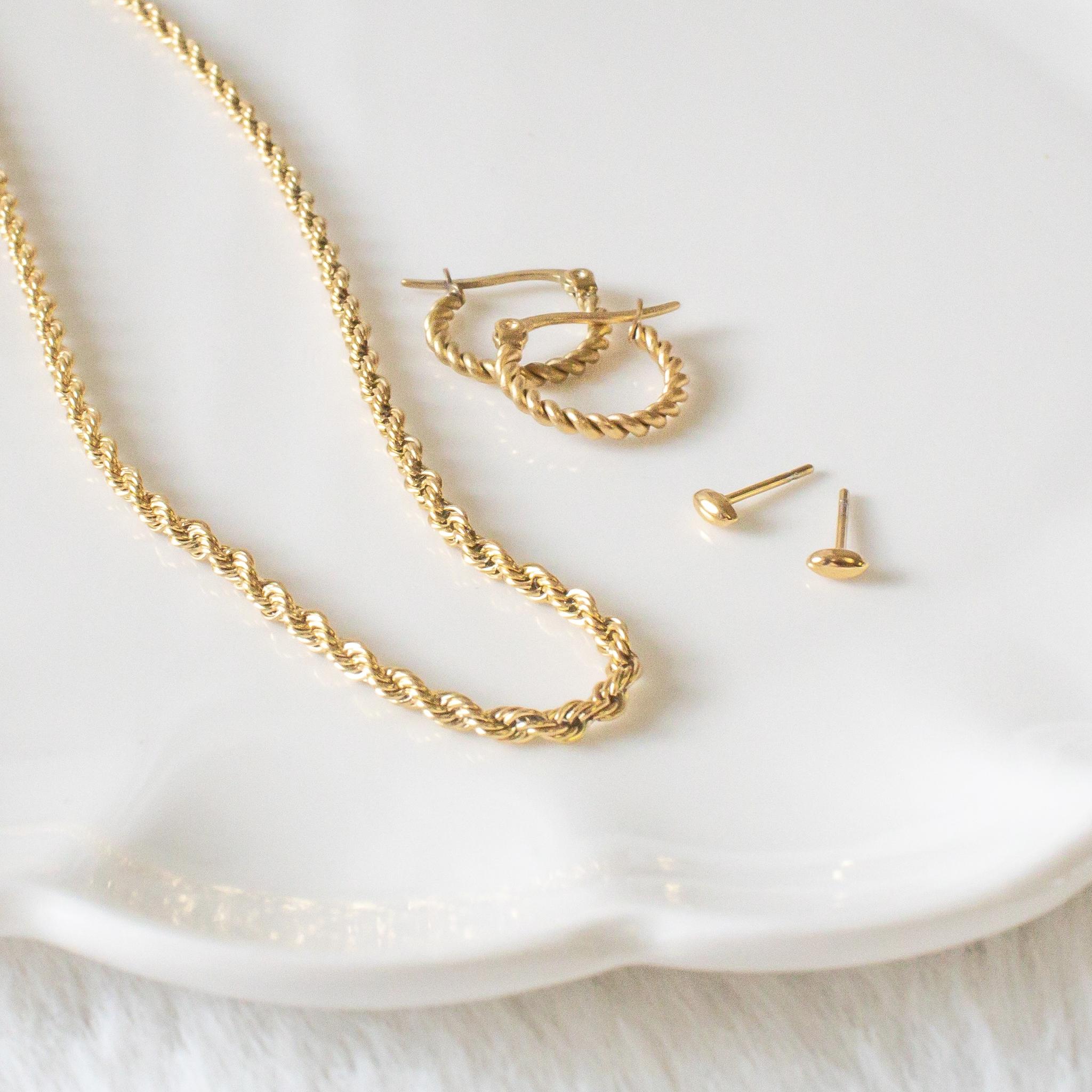 5 Tips For Wearing Jewellery With Metal Allergies & Sensitive Skin ...