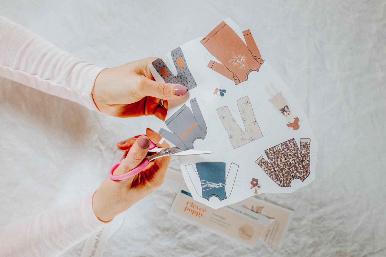 Make your own Paper Dolls (with free printables!) – Clever Poppy