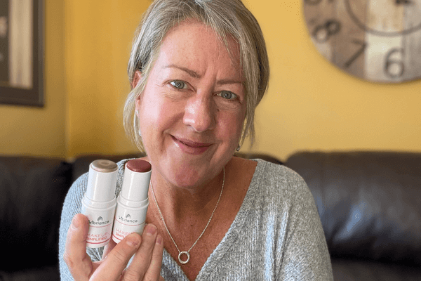 Debs' 2 Step Makeup Routine For A Natural Look | Vibriance