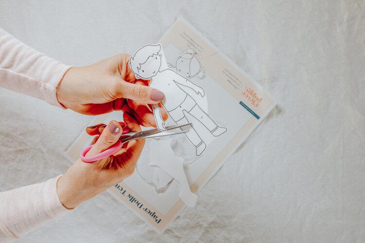 Make your own Paper Dolls (with free printables!) – Clever Poppy