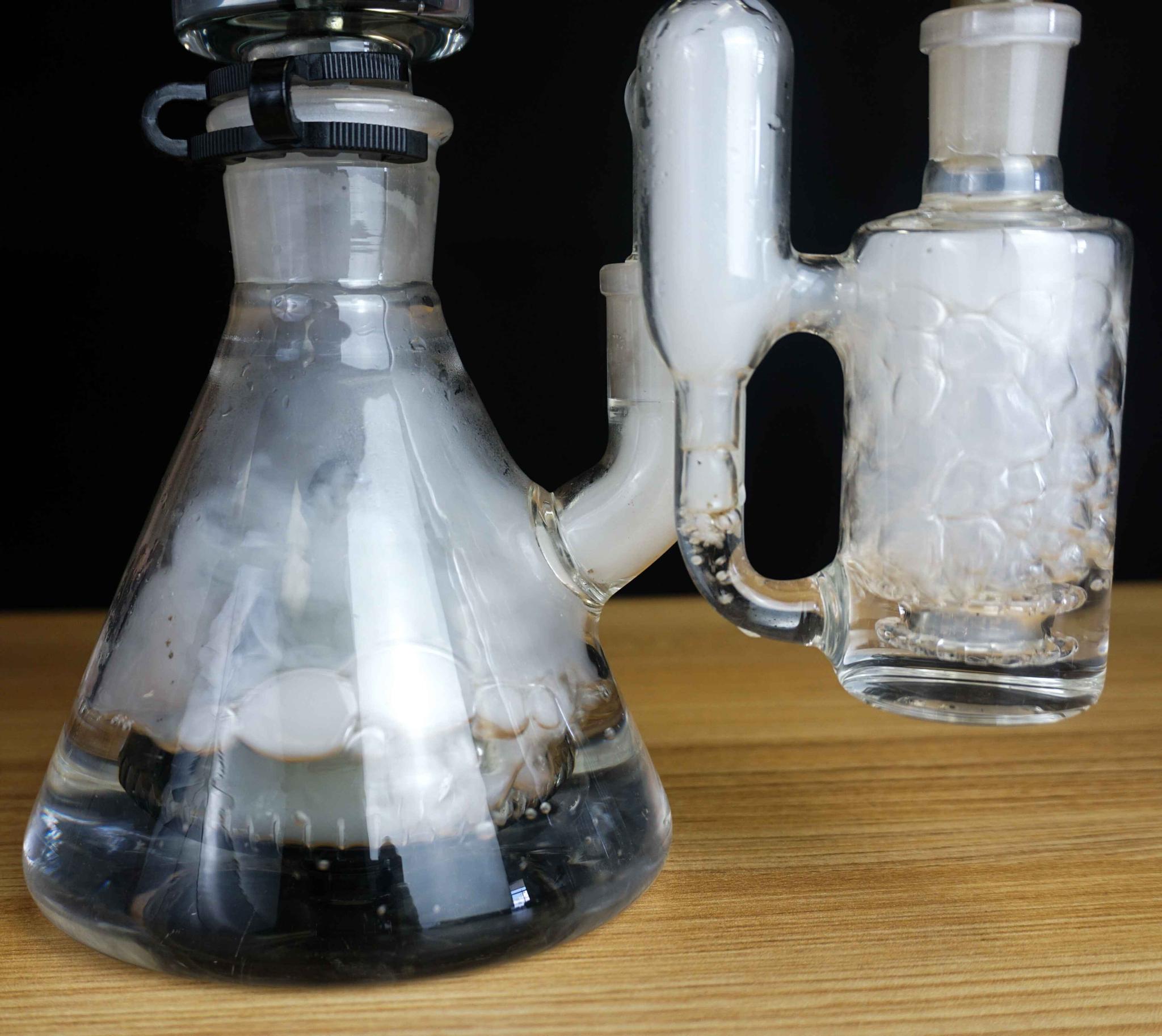 90 Degree Ash Catchers | 14mm & 18mm | Cleaner Clouds – The Freeze Pipe