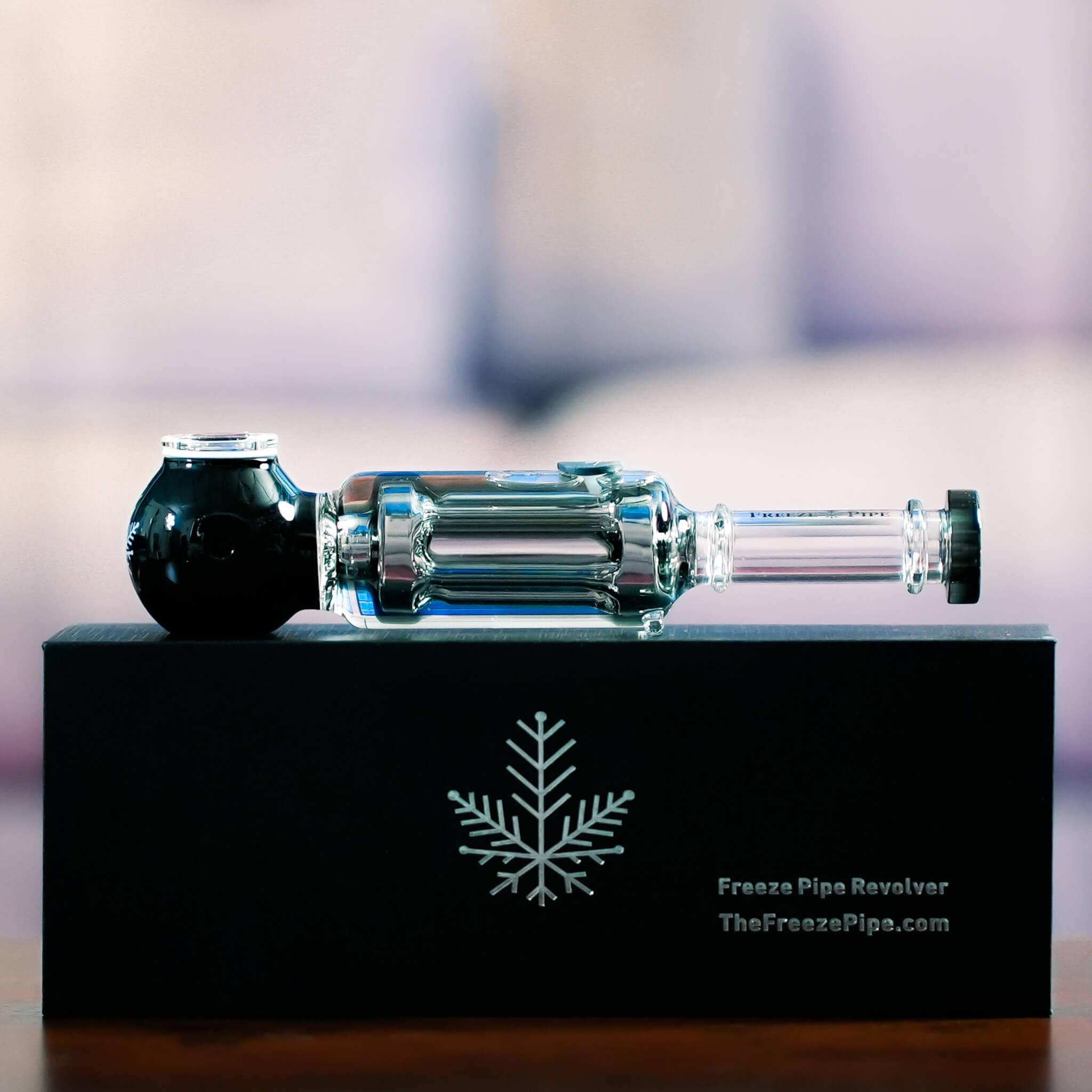 Glass Spoon Pipes | Smoke-Cooling | Ice-Cold Puffs – The Freeze Pipe