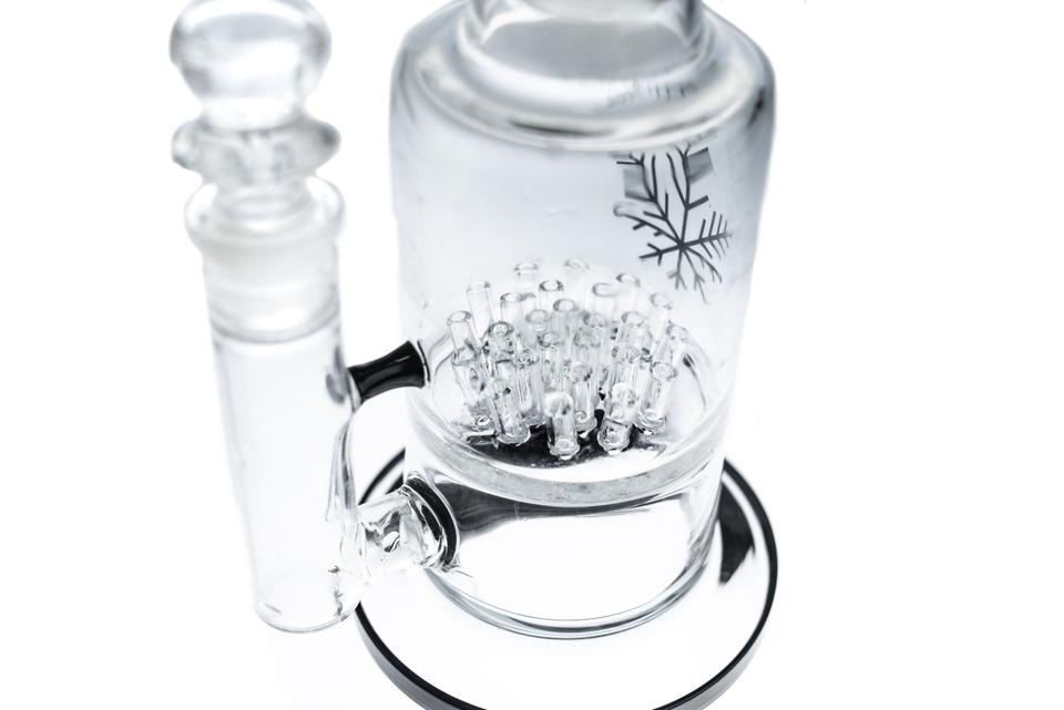 How to clean your Freeze Pipe, Bubbler, Bong, Recycler