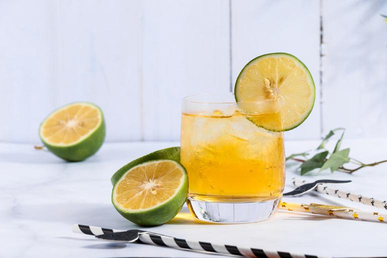 5 Incredible Benefits of Lime for Your Skin