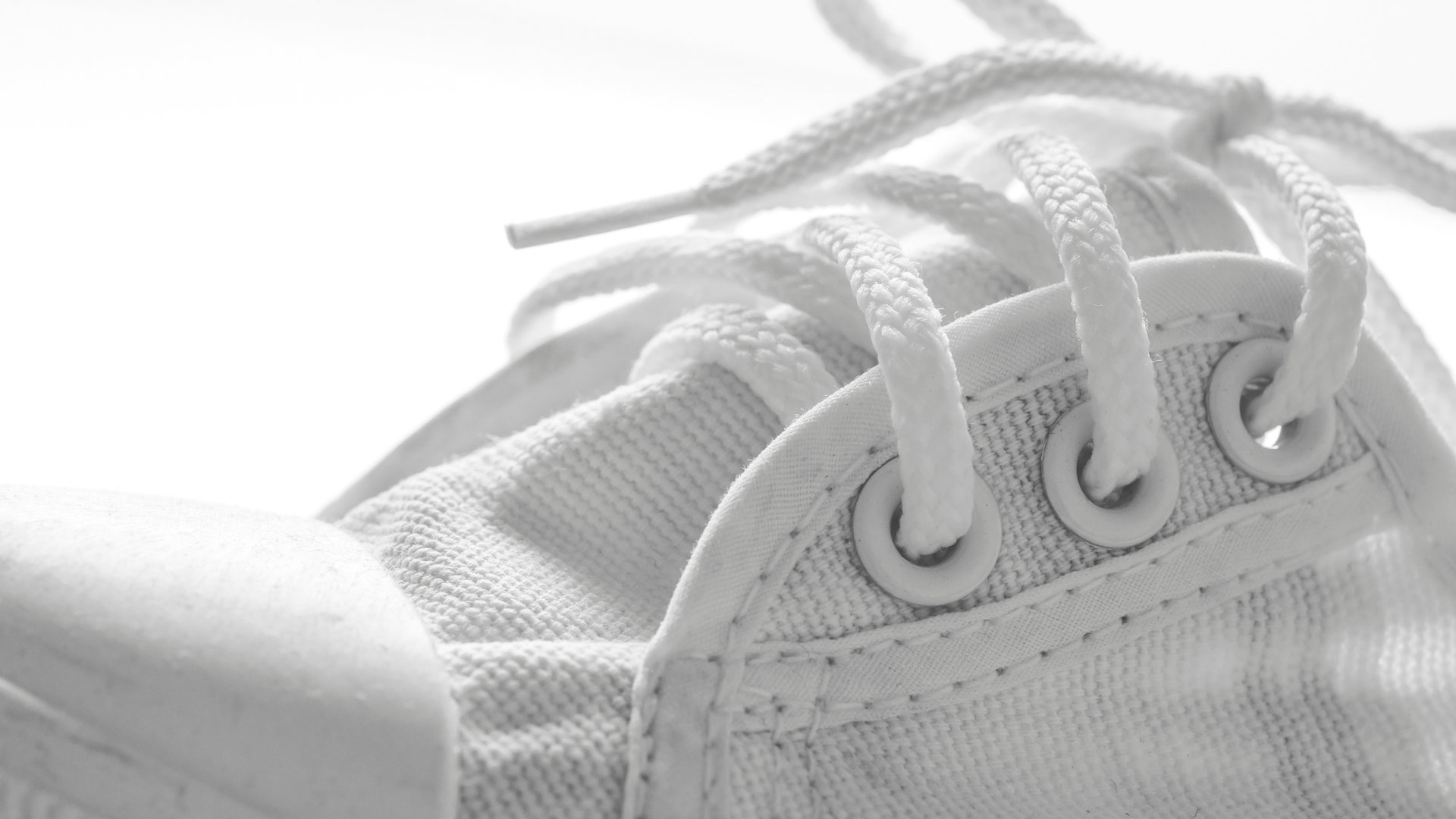 How to Wash Shoes the Right Way! – Lifestyle Clotheslines