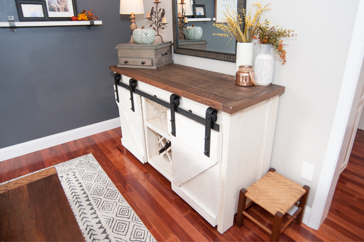 Rustic Modern Farmhouse Dining Room | Rustic Red Door