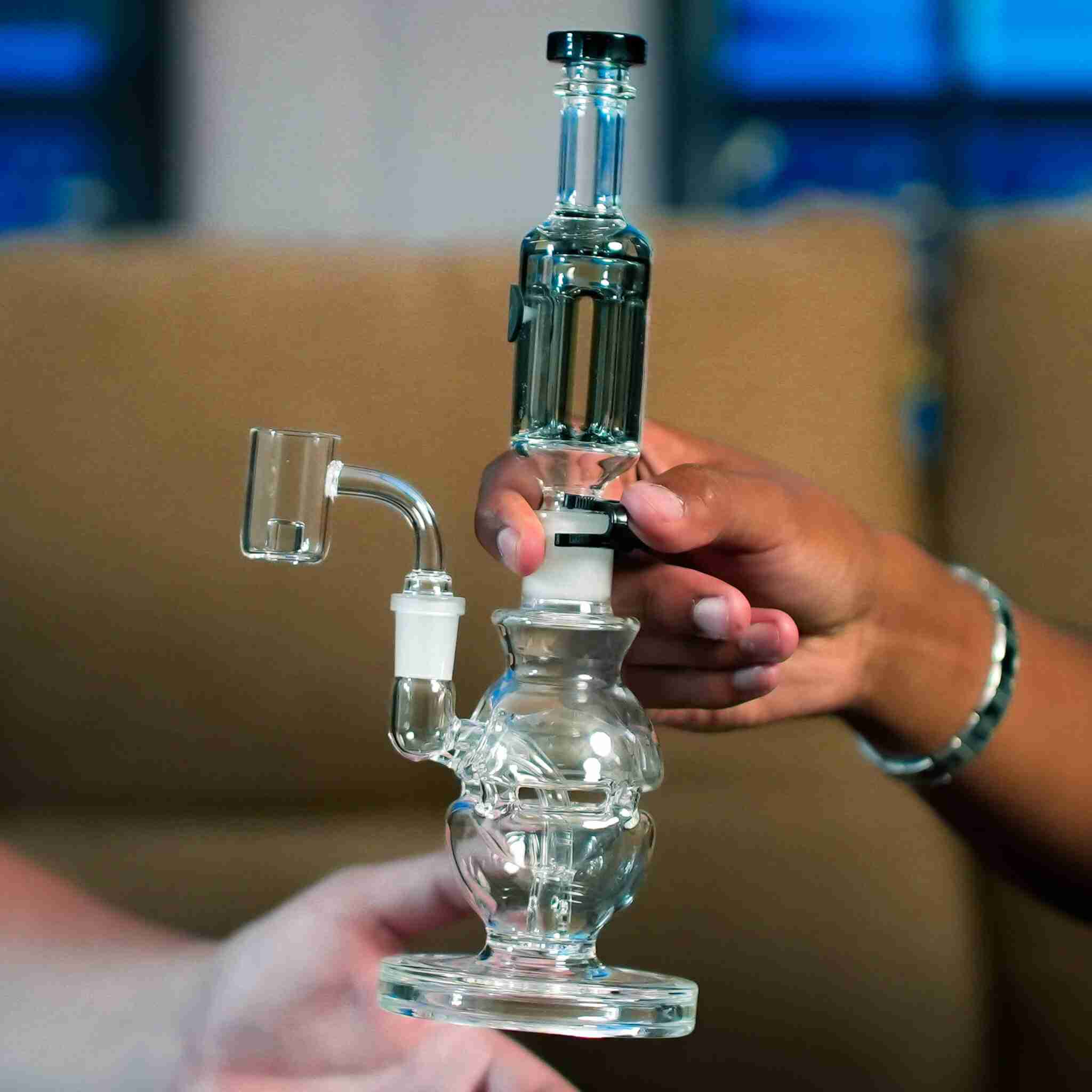Glass Dab Rigs | Dab Rig Kits | Smoke-Cooling | Smooth Hits – The ...